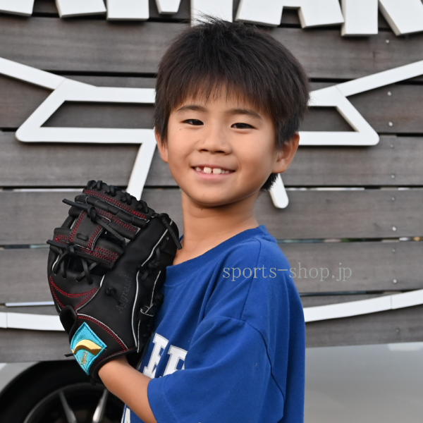 吉沢少年野球部 A.K選手 久保田スラッガー 少年用 グラブ KSN-J6 湯もみ 型付け 加工 ラベル 交換 平裏 刺繍 スラッガー 軟式 ジュニア グローブ 神奈川 | 野球用品専門通販 ...